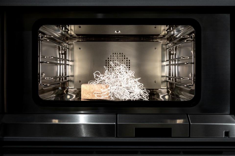 Al Gaggenau di Milano, una mostra omaggia Donna Haraway - Domus